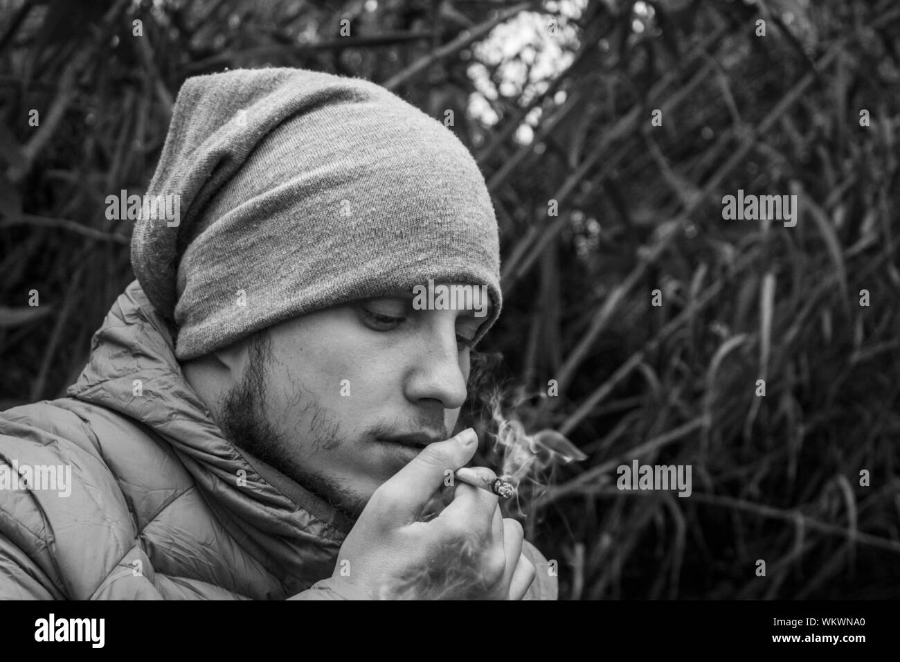 One man smoking joint hi-res stock photography and images - Alamy