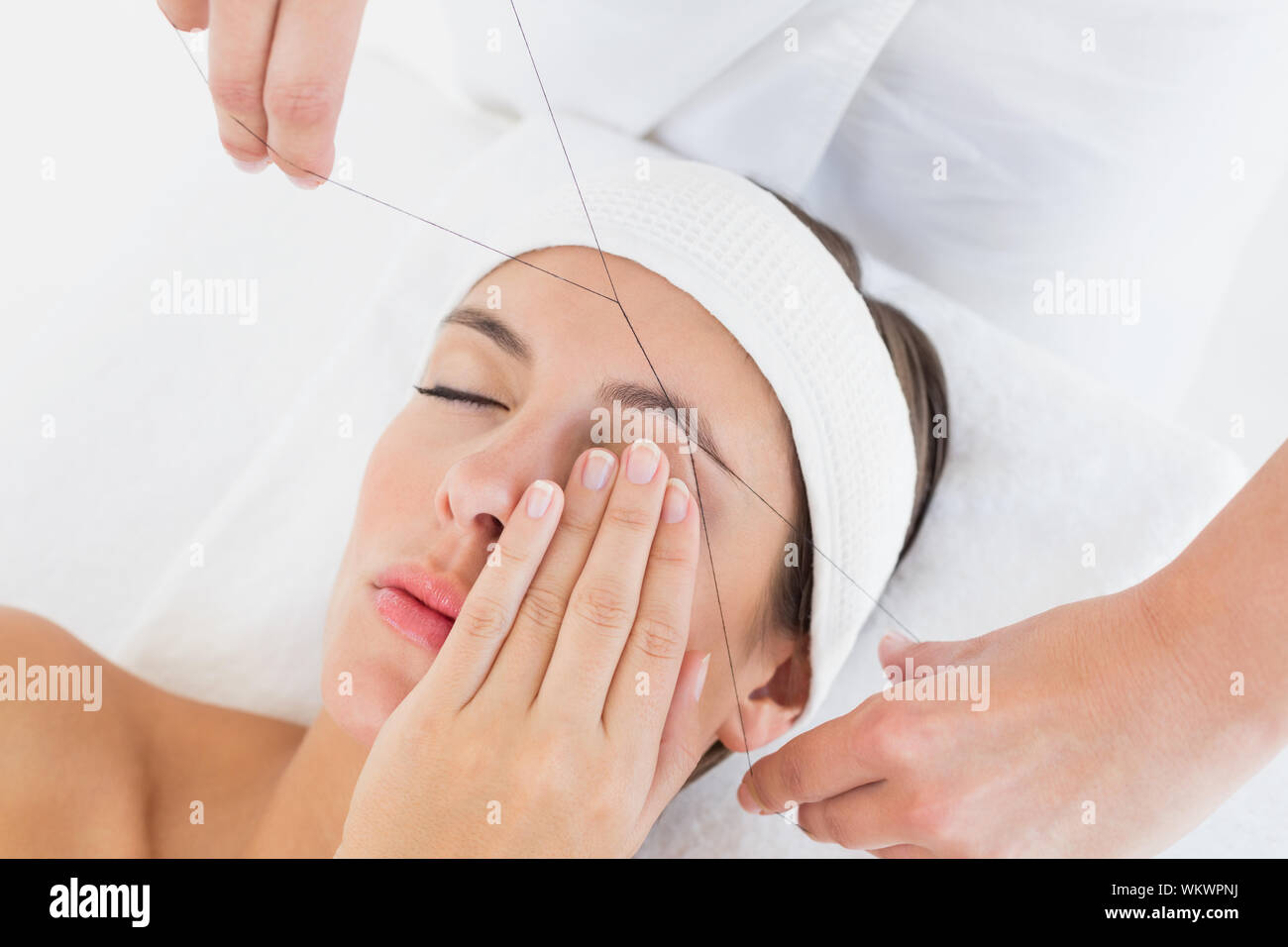 Ladies Beauty Parlour Threading