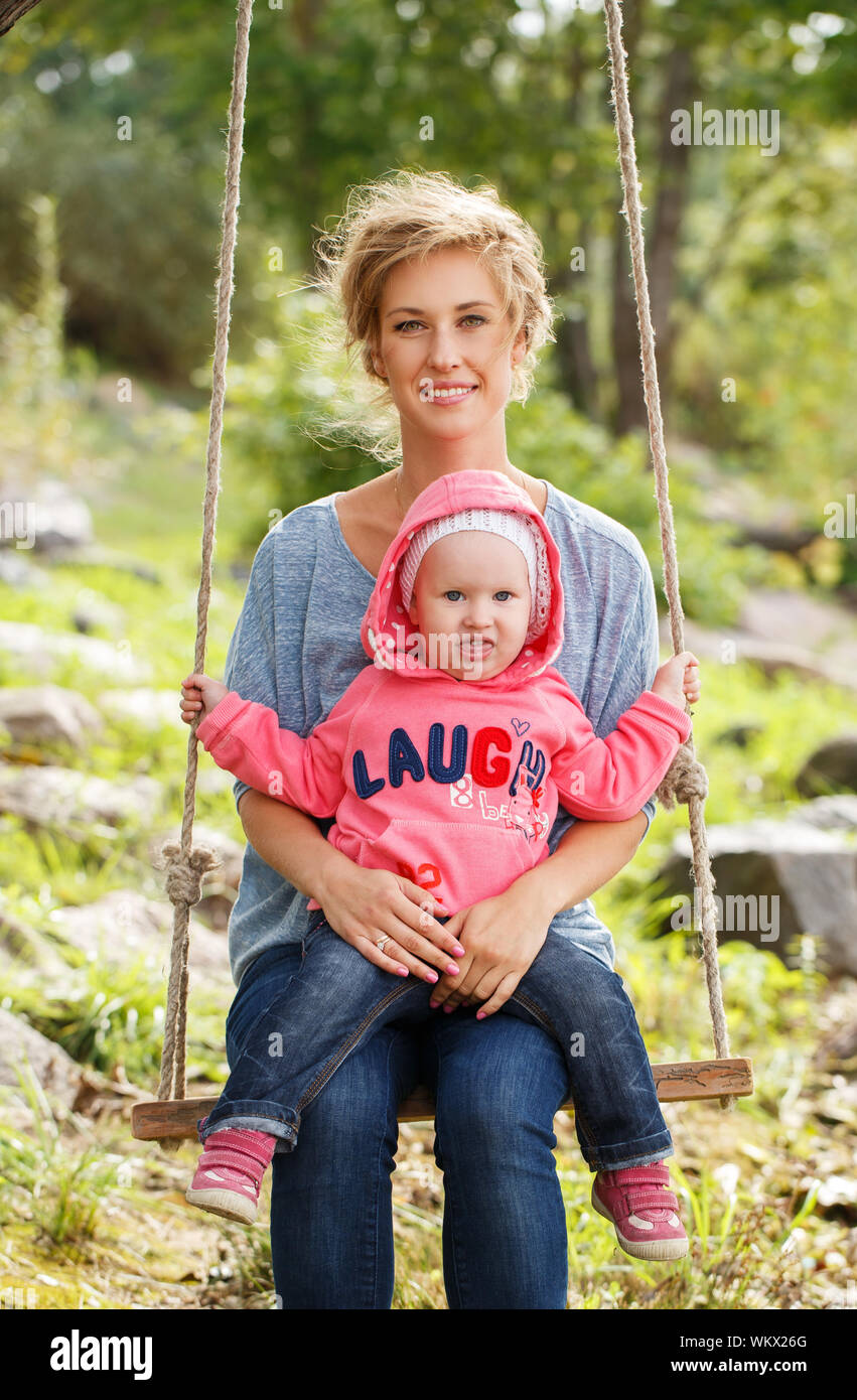 Beea hi-res stock photography and images - Alamy