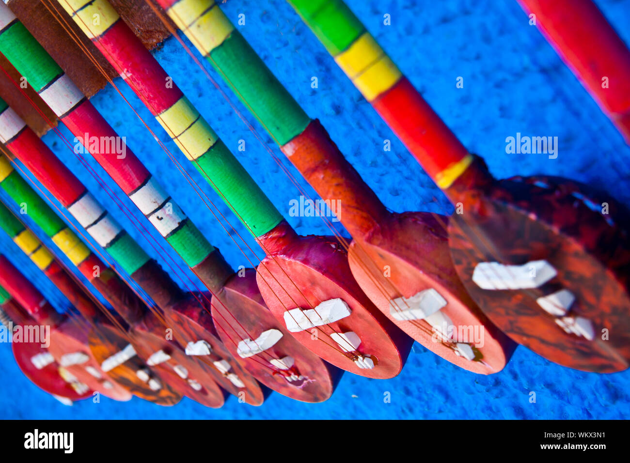Traditional african instruments hi-res stock photography and images - Alamy