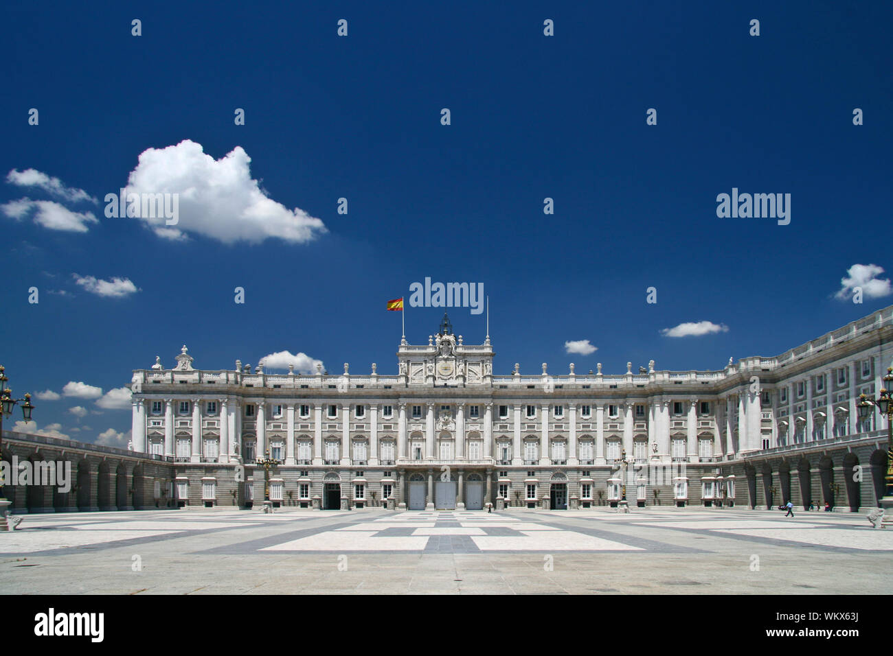 Classic castle style hi-res stock photography and images - Alamy