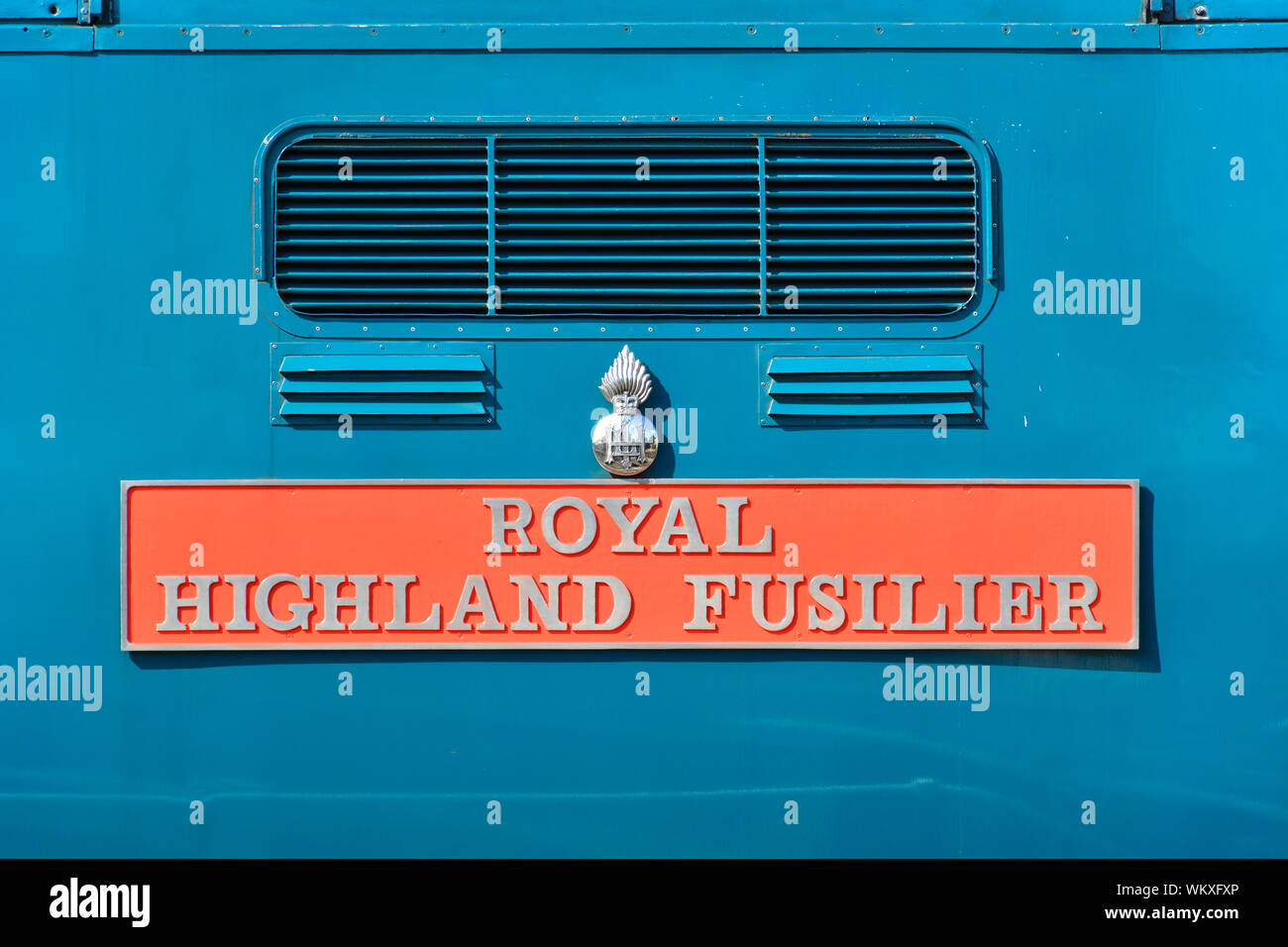 Class 55 deltic diesel locomotive hi-res stock photography and images ...