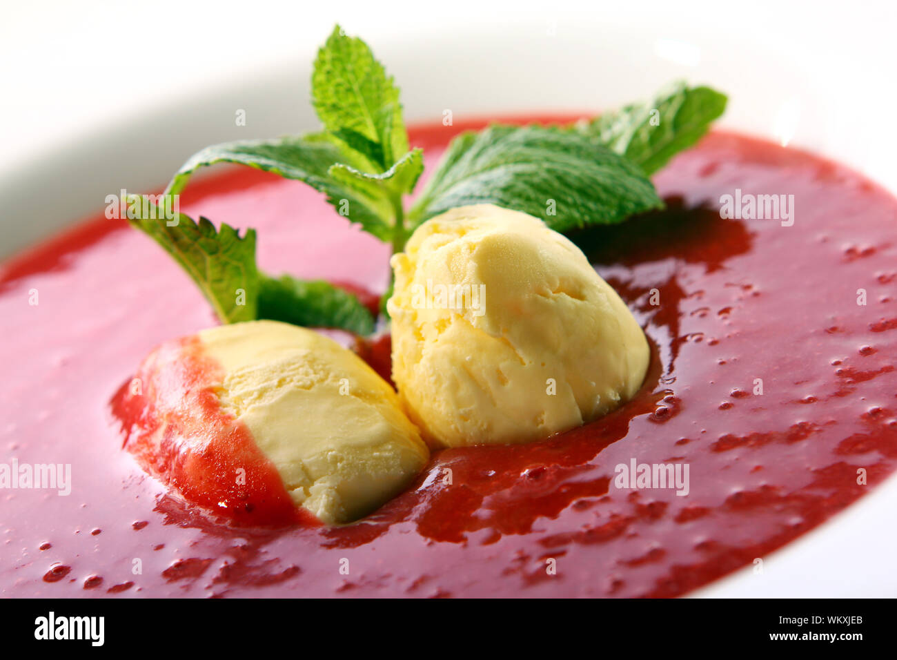 A555 hi-res stock photography and images - Alamy