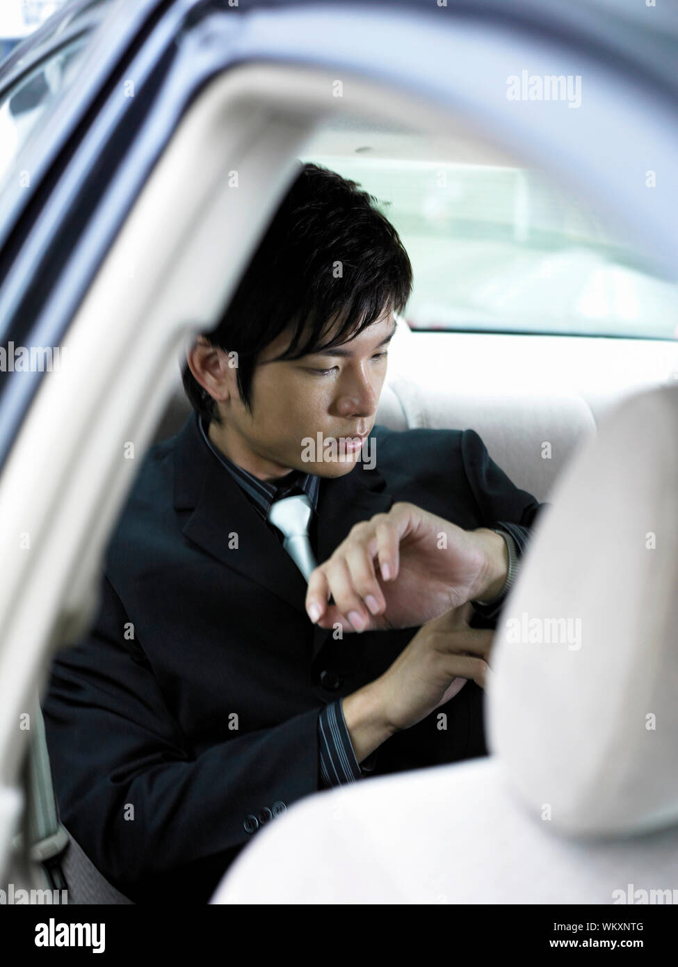 Car checking hi-res stock photography and images - Alamy