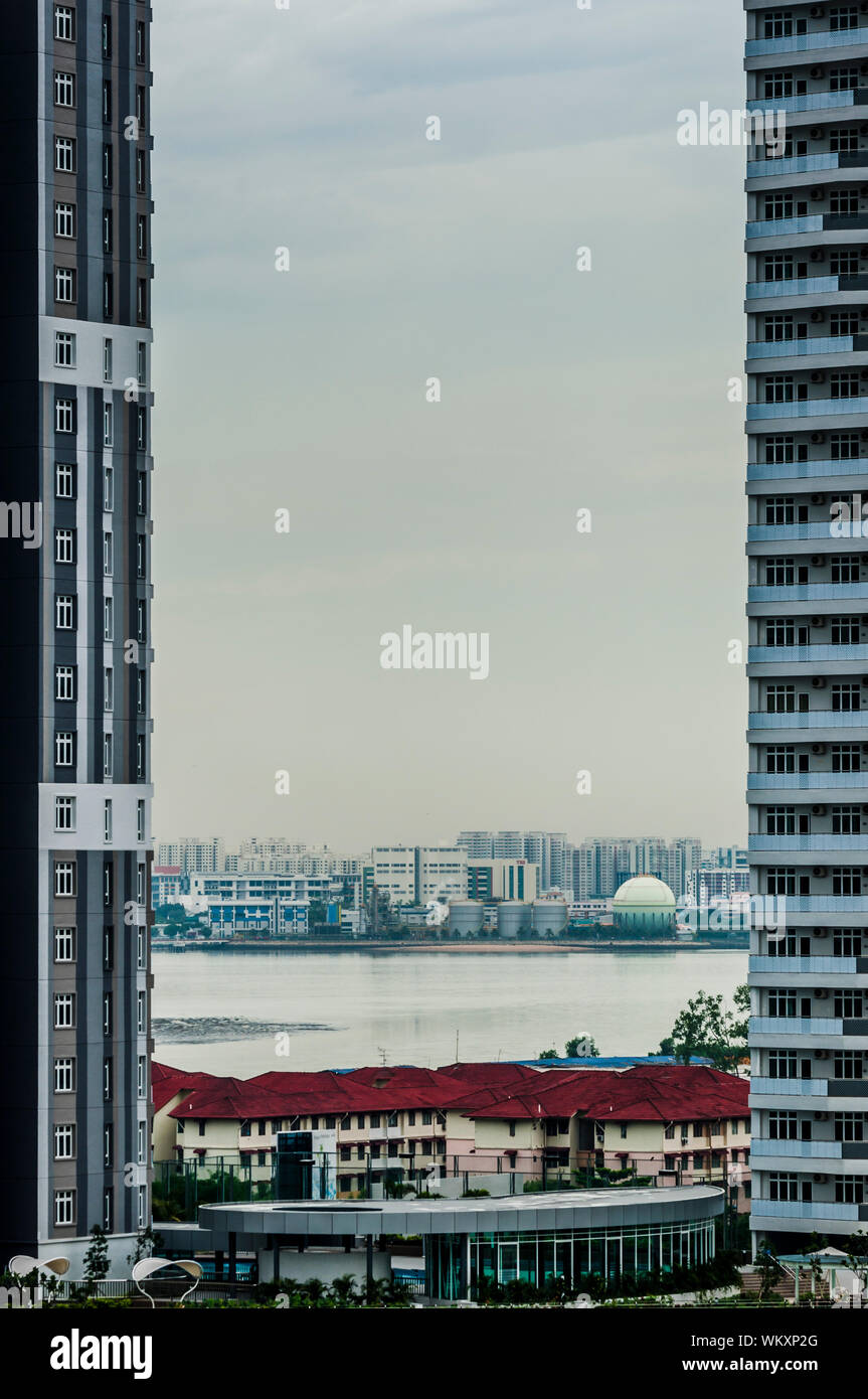 Buildings Around Water High Resolution Stock Photography and Images - Alamy