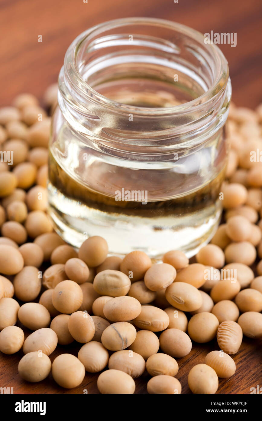 Soy beans and oil Stock Photo - Alamy
