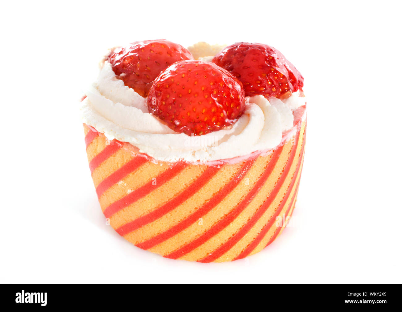 strawberry cake in front of white background Stock Photo - Alamy