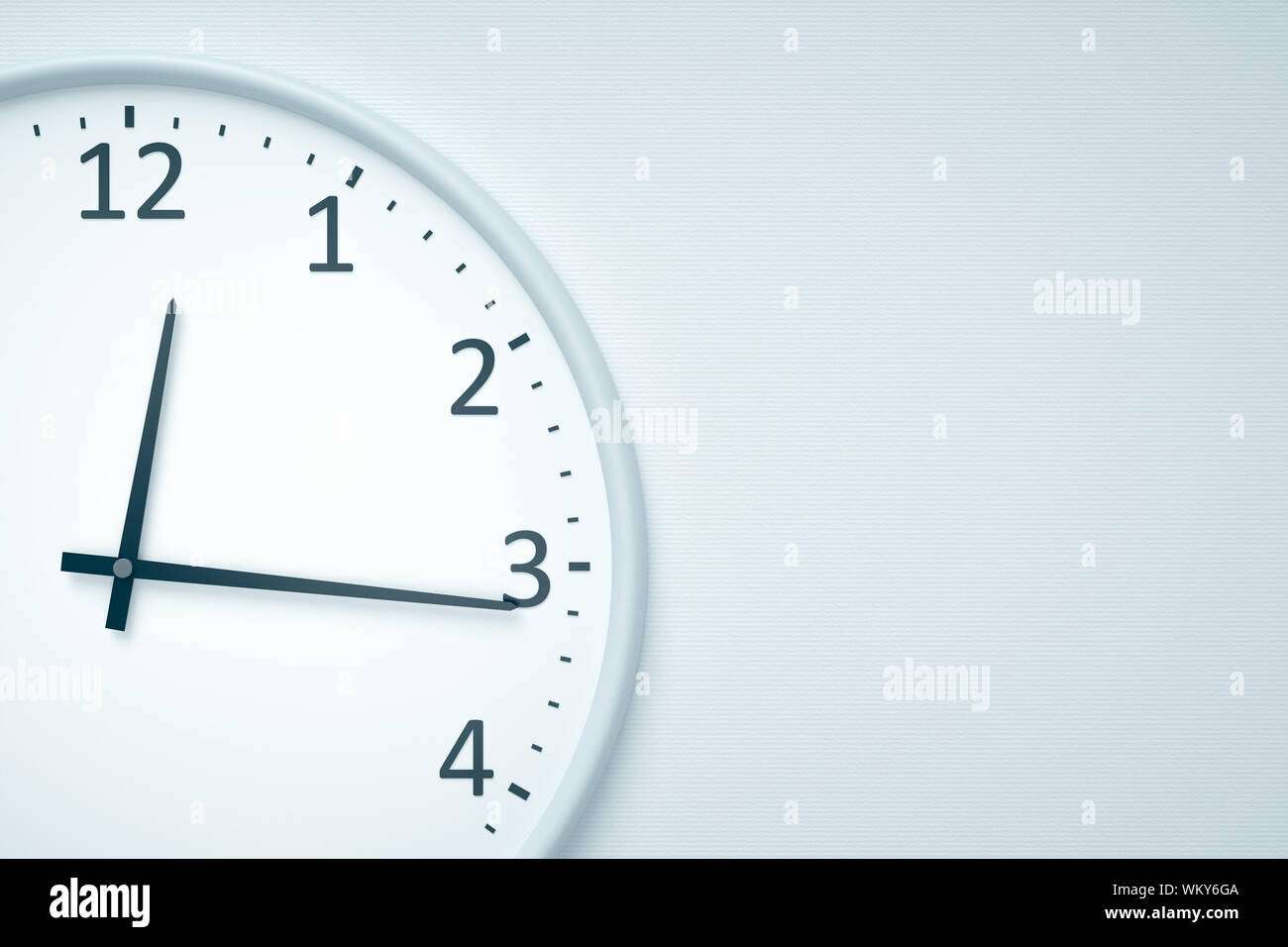 Nice office wall clock hi-res stock photography and images - Alamy