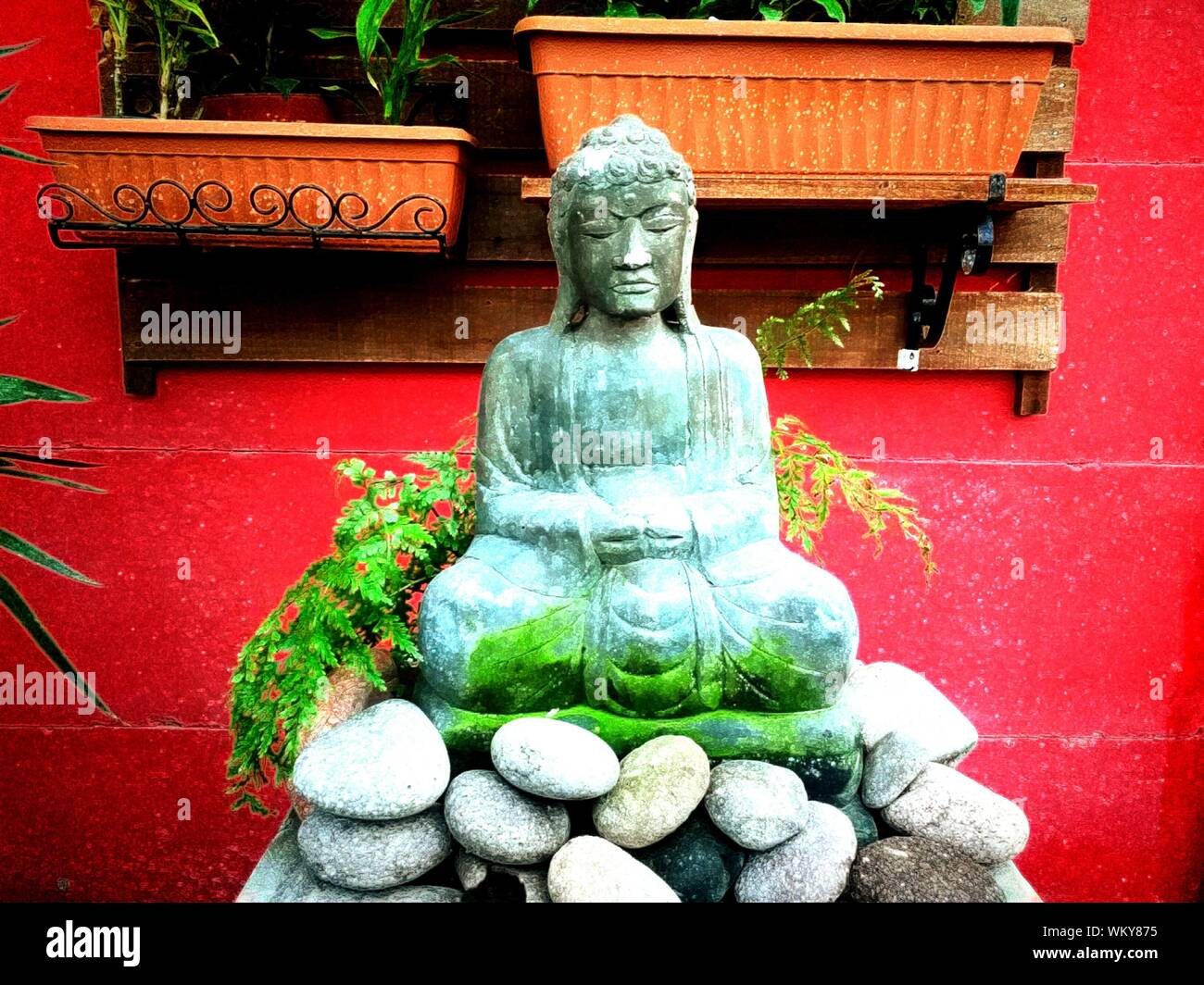House of buddha hi-res stock photography and images - Alamy