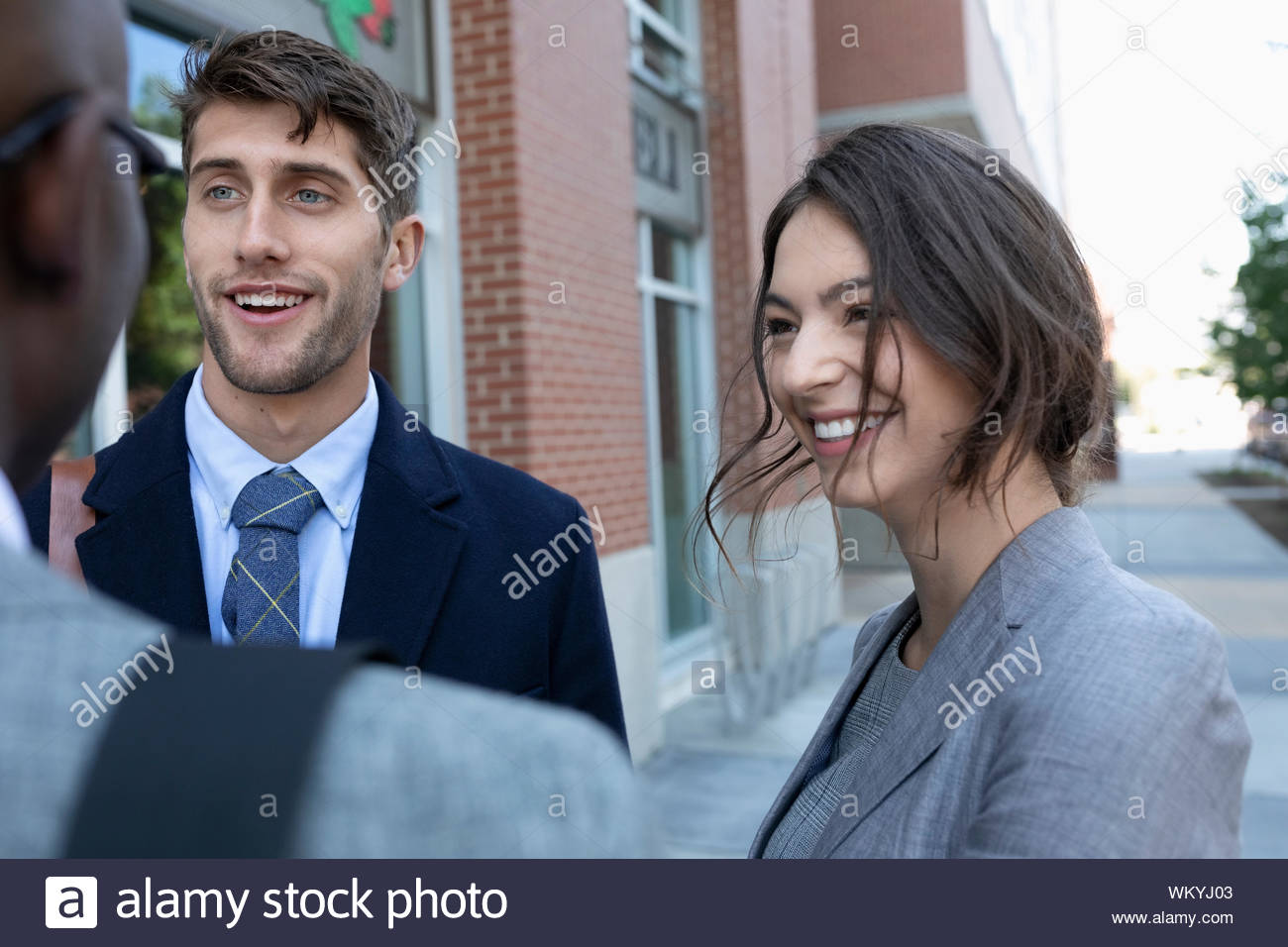 Professional couple talking hi-res stock photography and images - Alamy