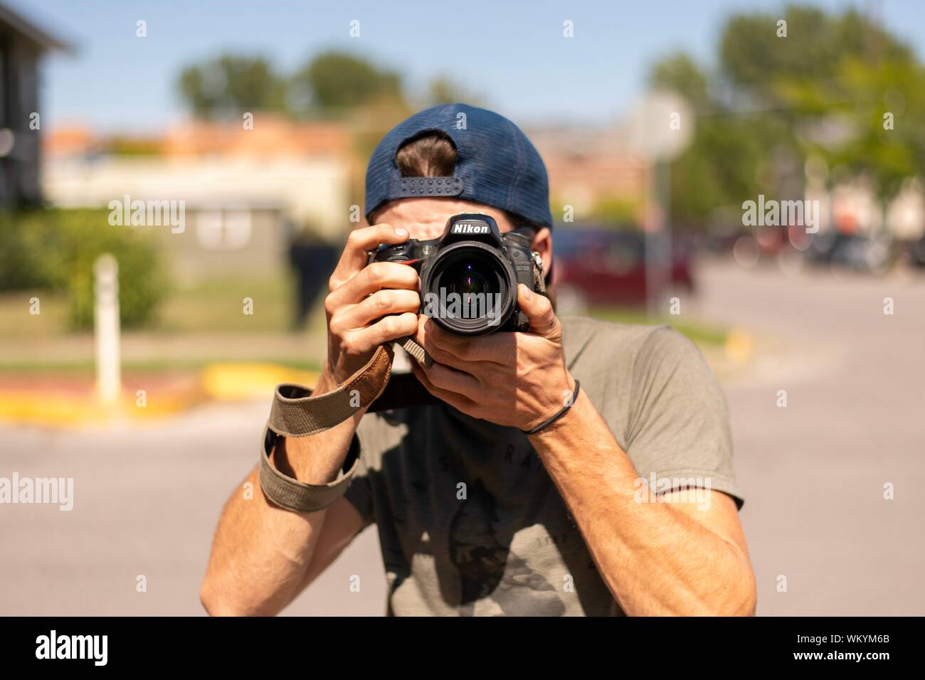 Shooting photos hi-res stock photography and images - Alamy