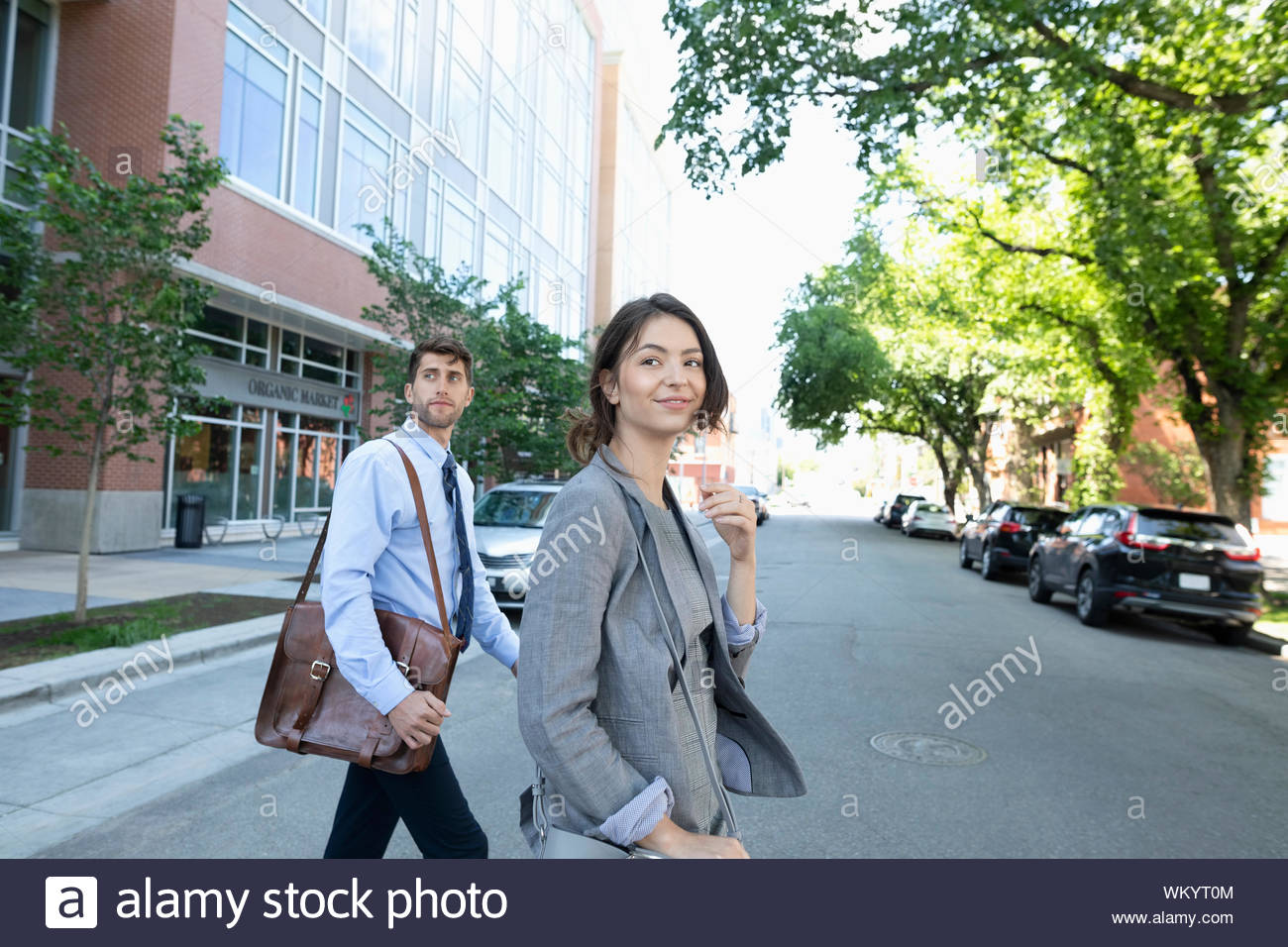 Business couple suits hi-res stock photography and images - Alamy