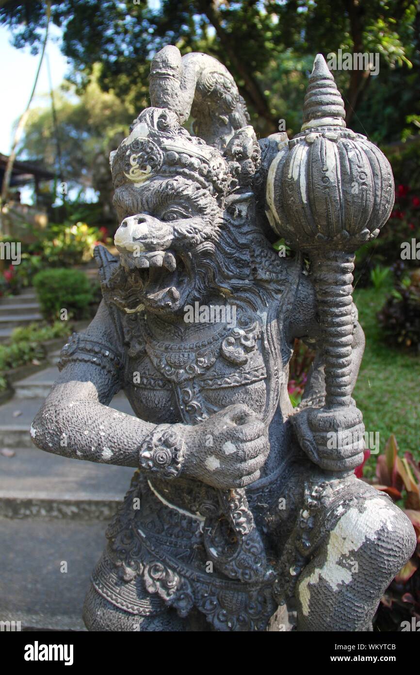 statue at bali water temple Stock Photo - Alamy