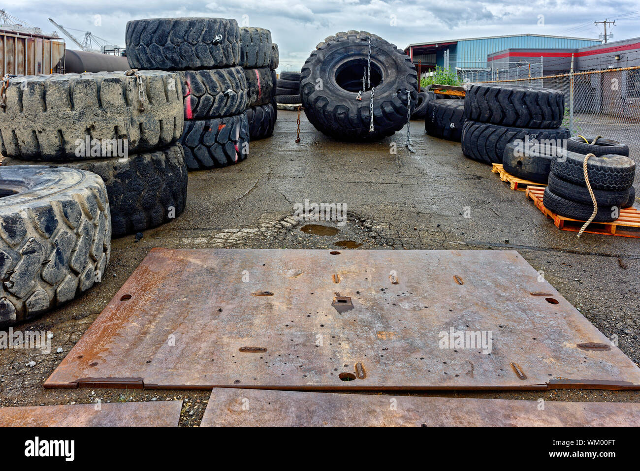 Large Rubber Tires High Resolution Stock Photography and Images - Alamy