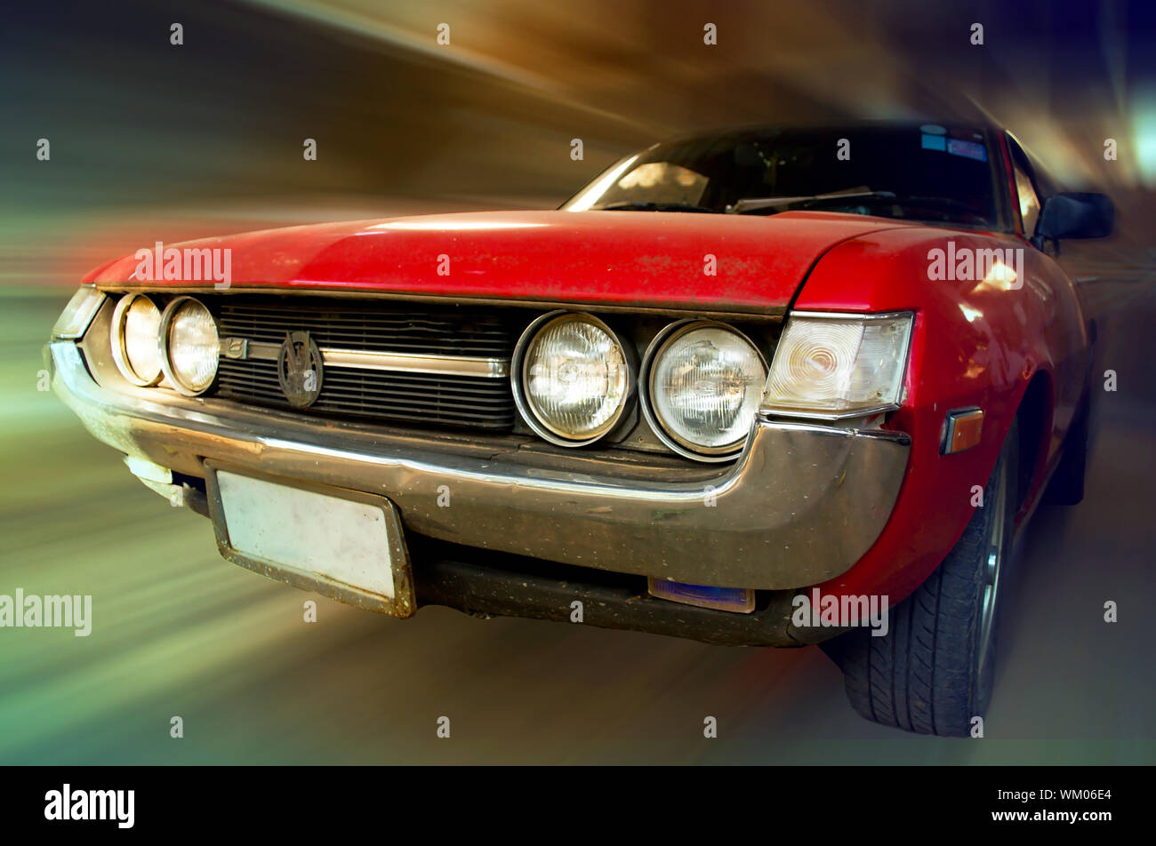 Car speeding at night hi-res stock photography and images - Alamy