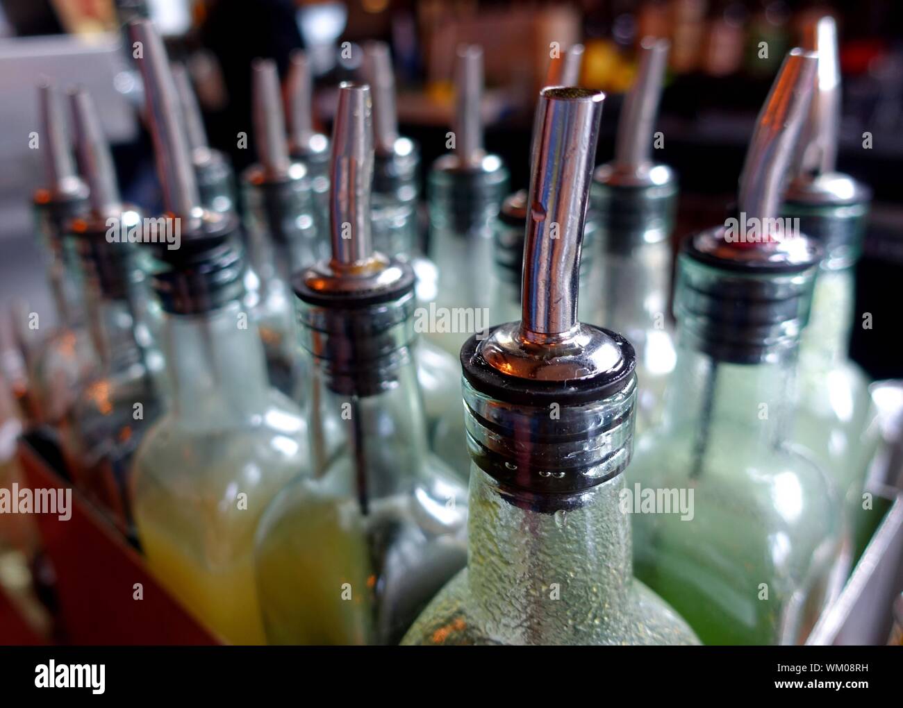 Bar in the box hi-res stock photography and images - Alamy