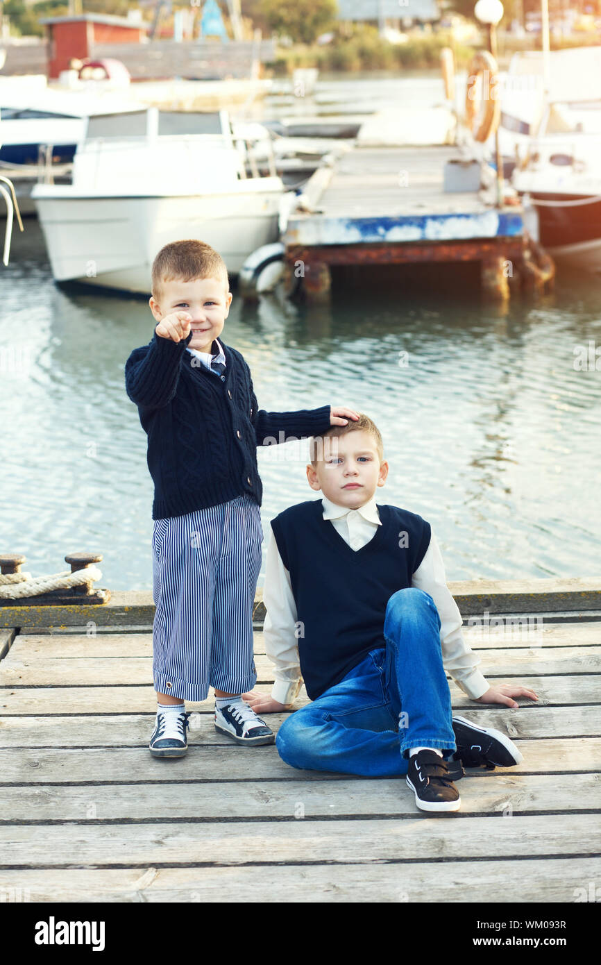 Boys cruise ship hi-res stock photography and images - Alamy