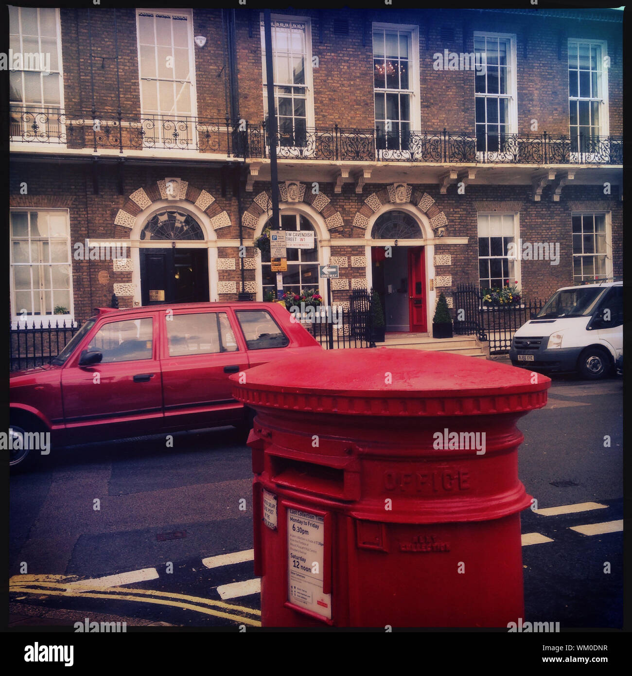 Road side building hi-res stock photography and images - Alamy