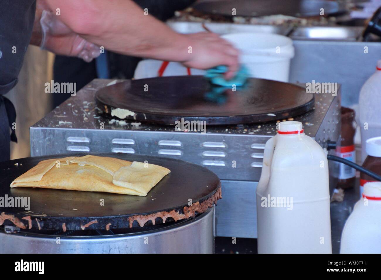 Indian street food dosa hi-res stock photography and images - Alamy