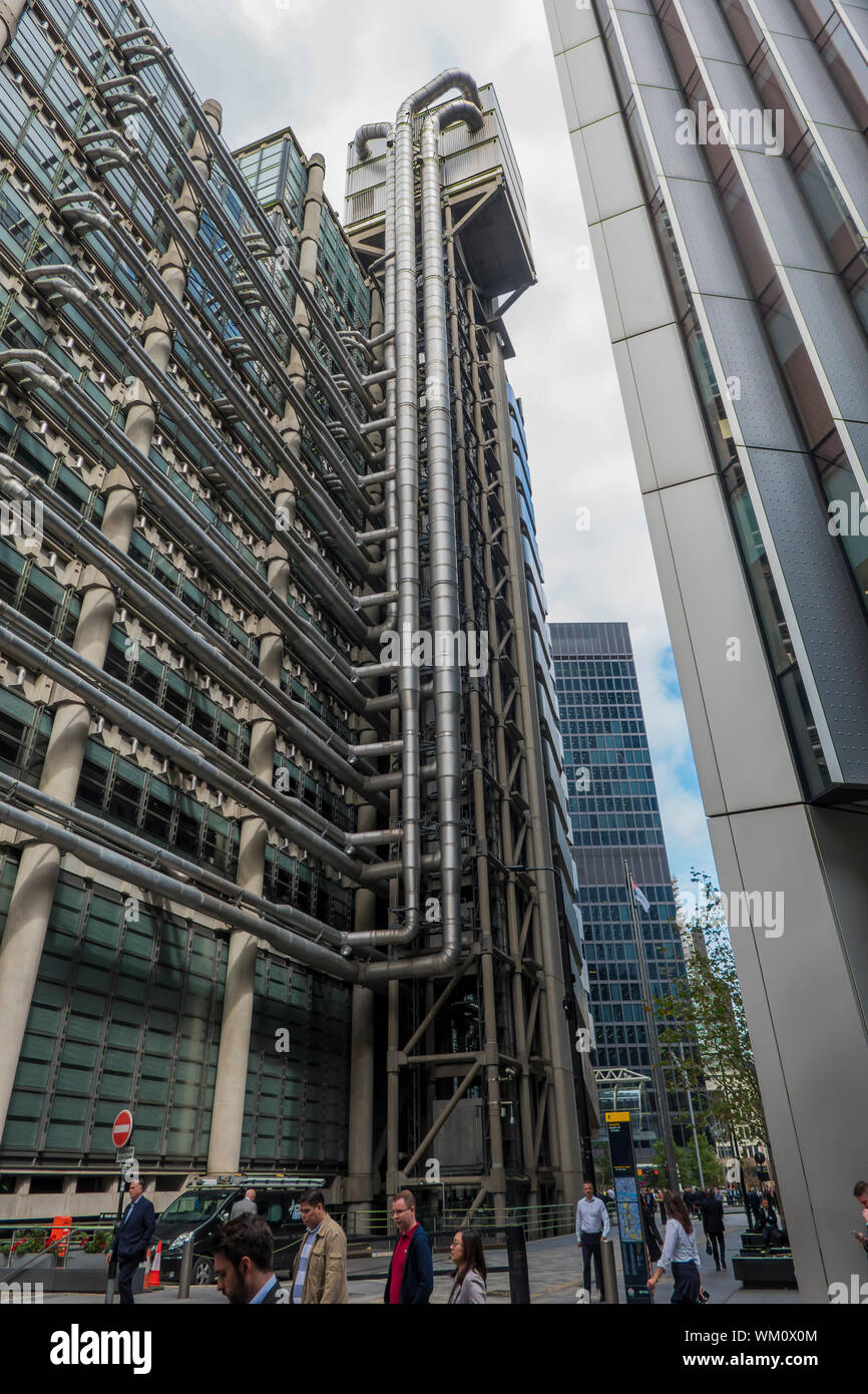 The Lloyd's Building,Insurance Institution,Lloyd's of London. Lime ...