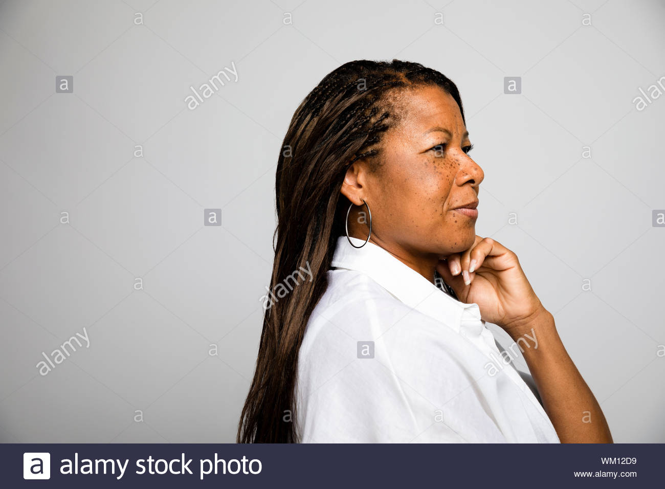 Looking straight forward hi-res stock photography and images - Alamy