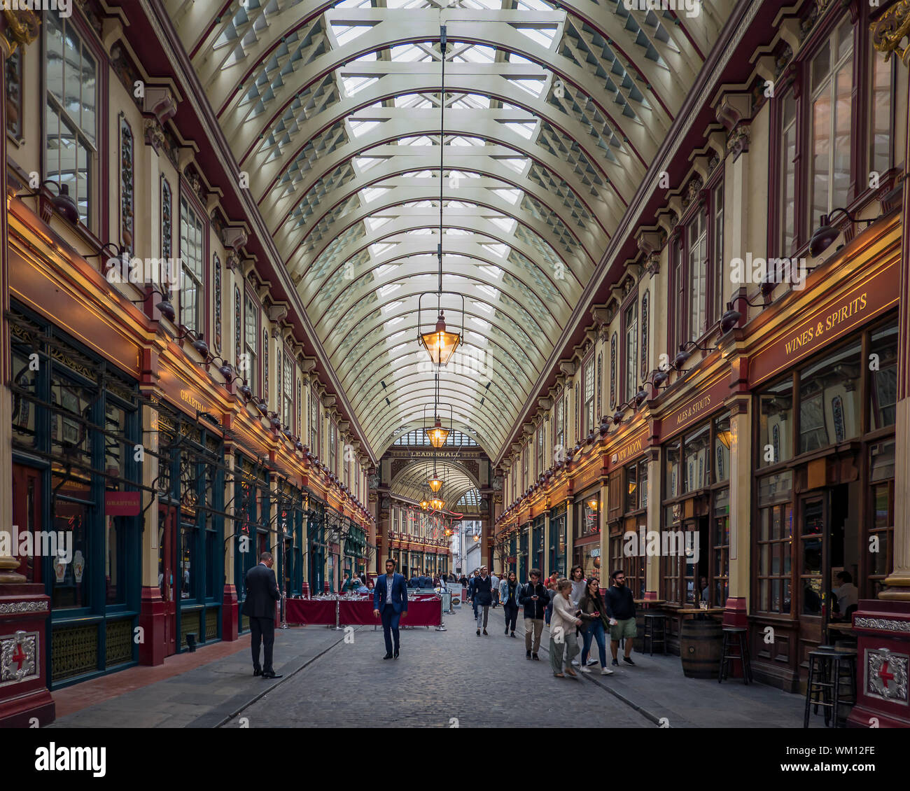 Victorian roof hi-res stock photography and images - Alamy