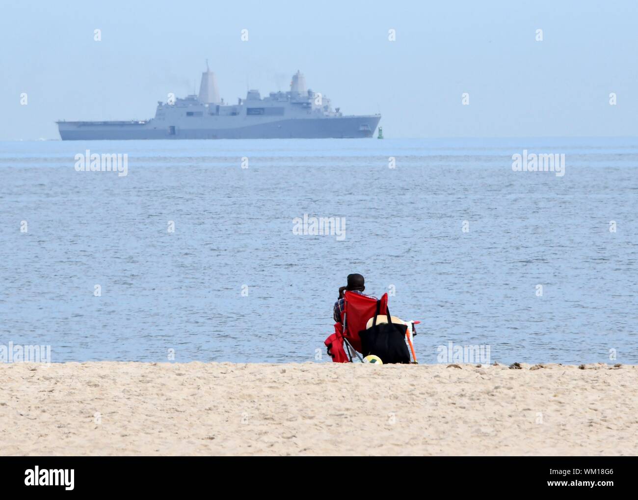 Royal netherlands navy guided missile frigate hnlms de ruyter hi-res ...