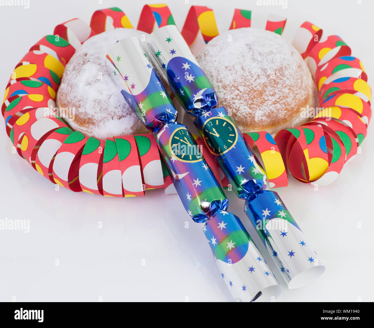 Ribbons celebration party drink hi-res stock photography and images - Alamy