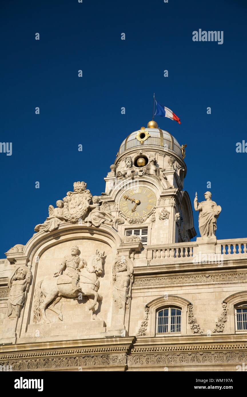 sculptures at the top of building in lyon Stock Photo - Alamy