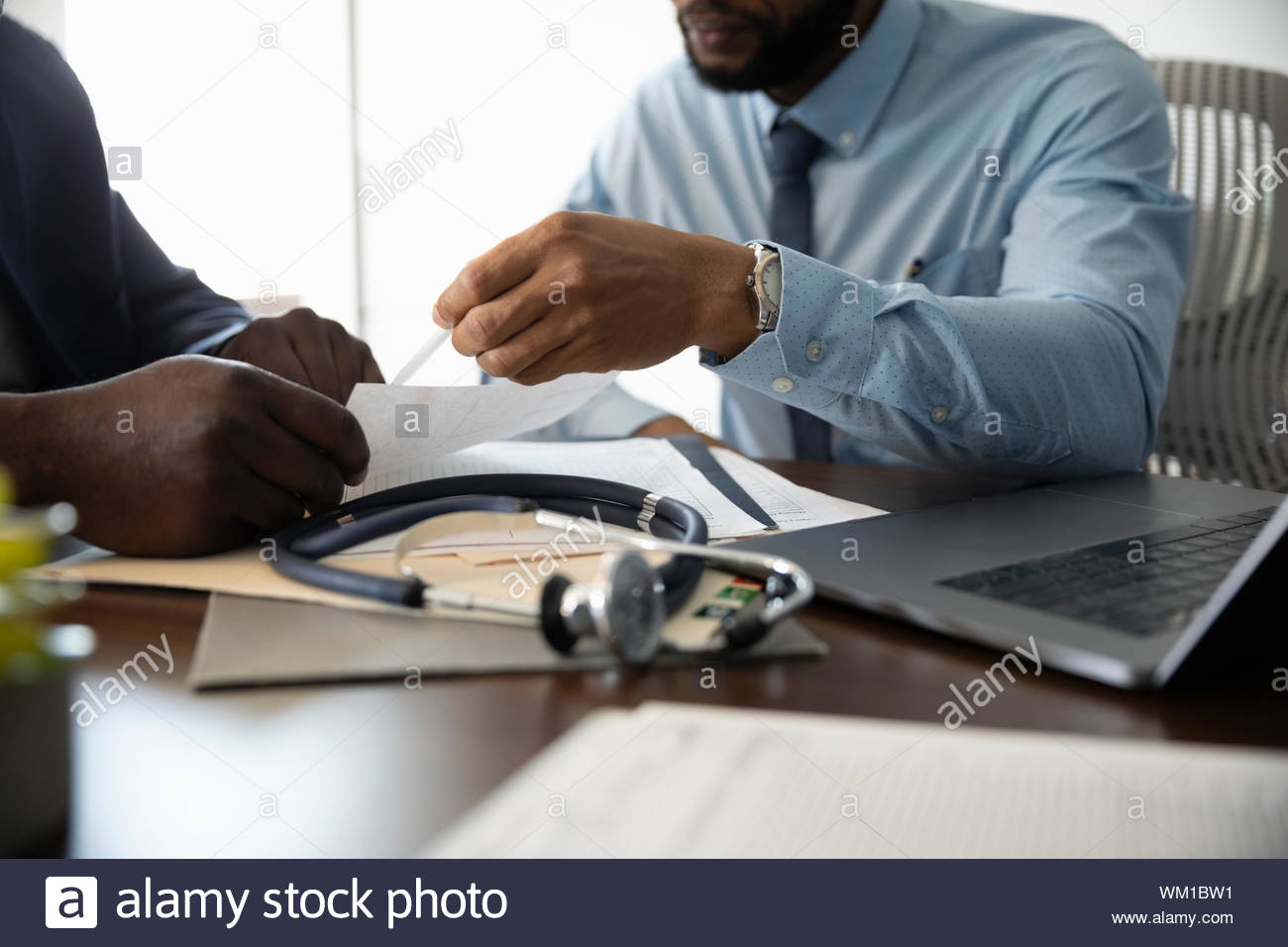 Doctor surgery medical options hi-res stock photography and images - Alamy