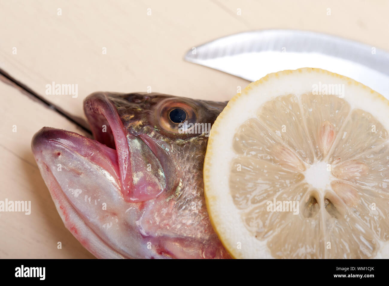 fresh whole raw fish Stock Photo - Alamy