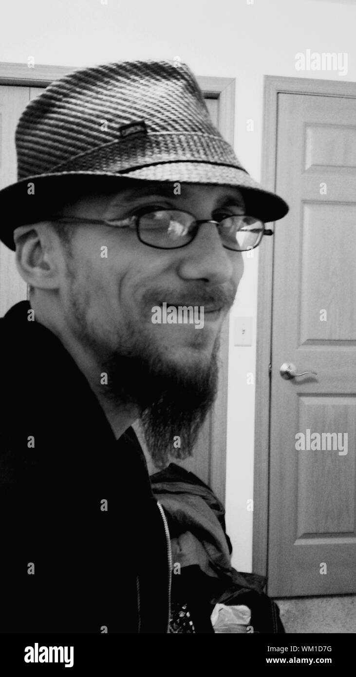 Side portrait happy man hi-res stock photography and images - Alamy