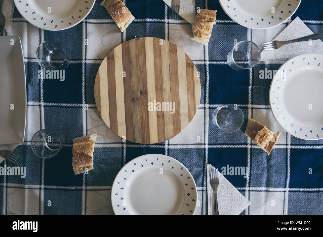 Top view buffet table hi-res stock photography and images - Alamy