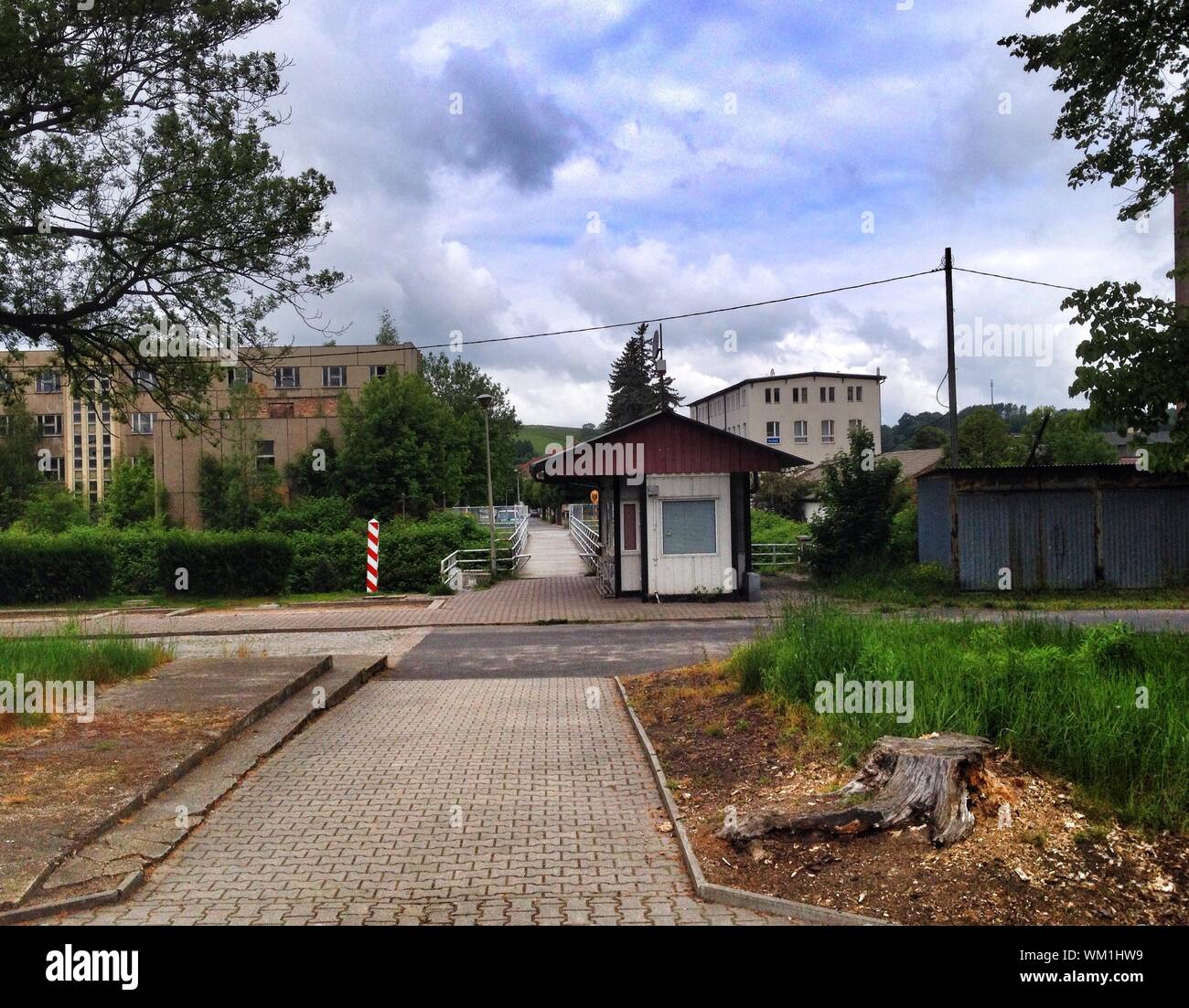 Poor residential area hi-res stock photography and images - Alamy