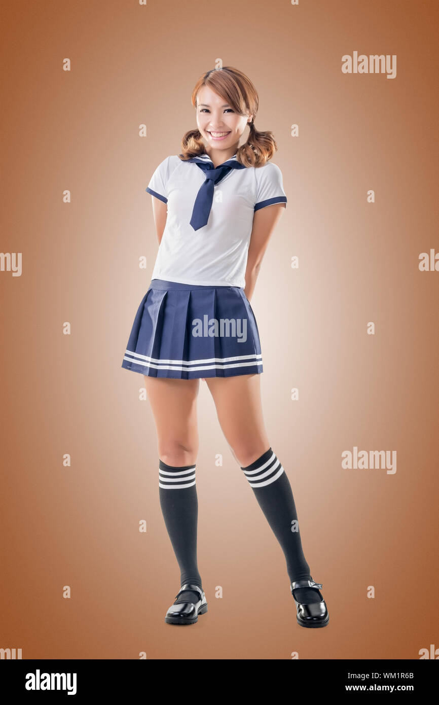 Japanese school uniform sailor hi-res stock photography and images - Alamy
