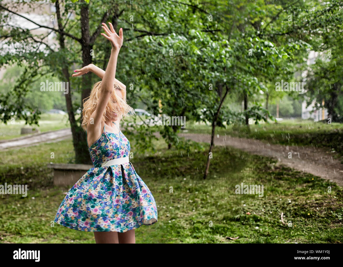 Dancing pattern hi-res stock photography and images - Alamy
