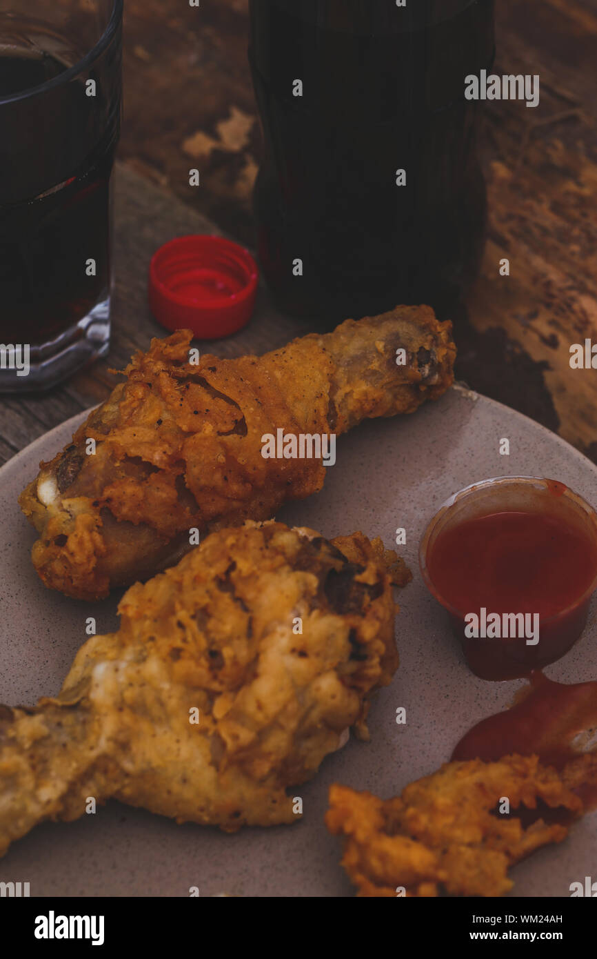 Cola chicken leg hi-res stock photography and images - Alamy