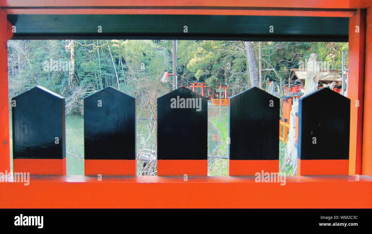 Cutting through wood hi-res stock photography and images - Alamy