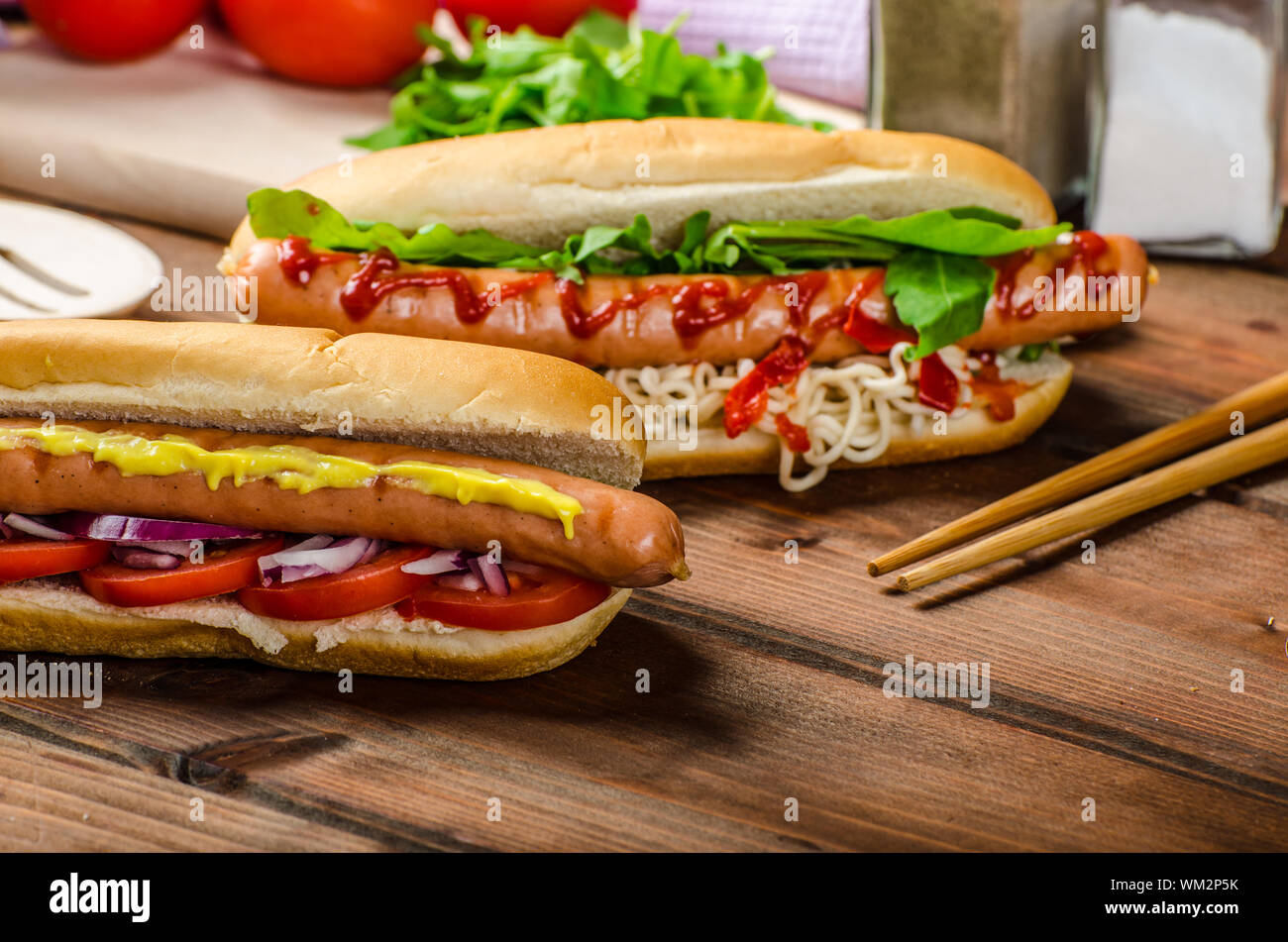 Red hot dogs hi-res stock photography and images - Alamy