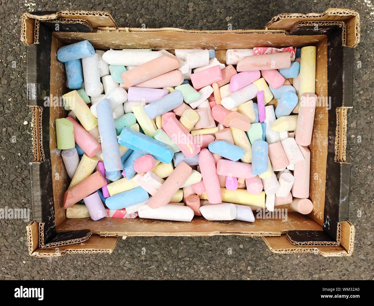 Colorful cardboard box hi-res stock photography and images - Alamy