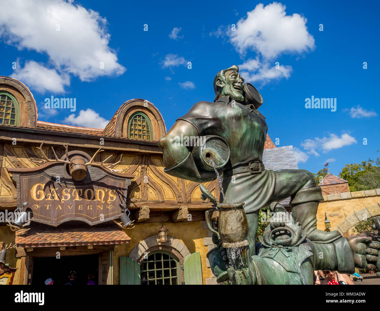 Buildings at disney world magic kingdom hi-res stock photography and ...