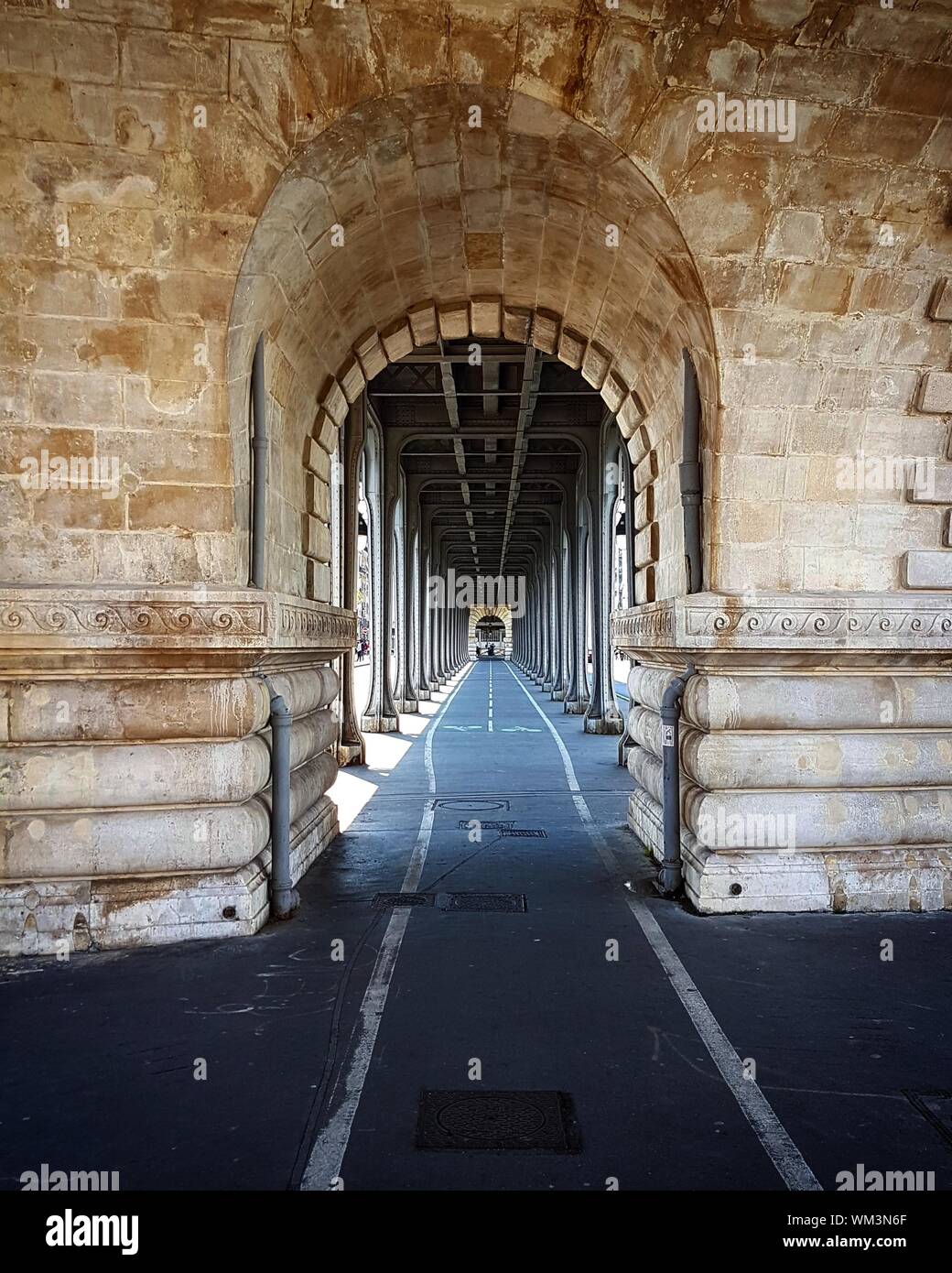 Long corridor column columns High Resolution Stock Photography and ...