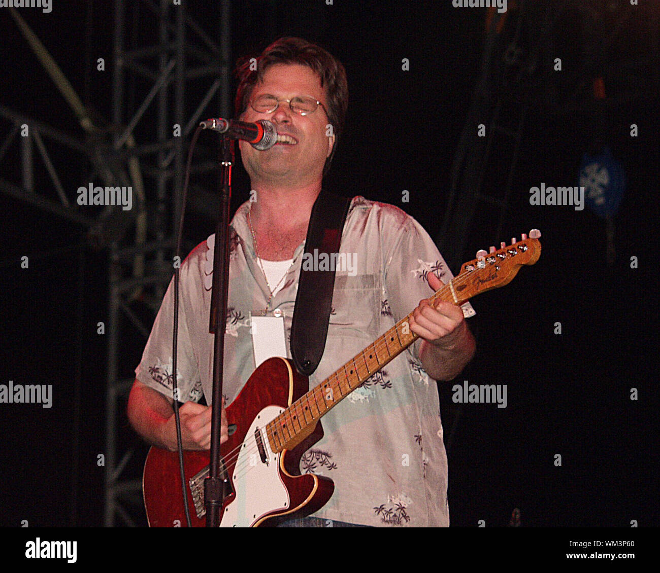 Violent femmes hi-res stock photography and images - Alamy
