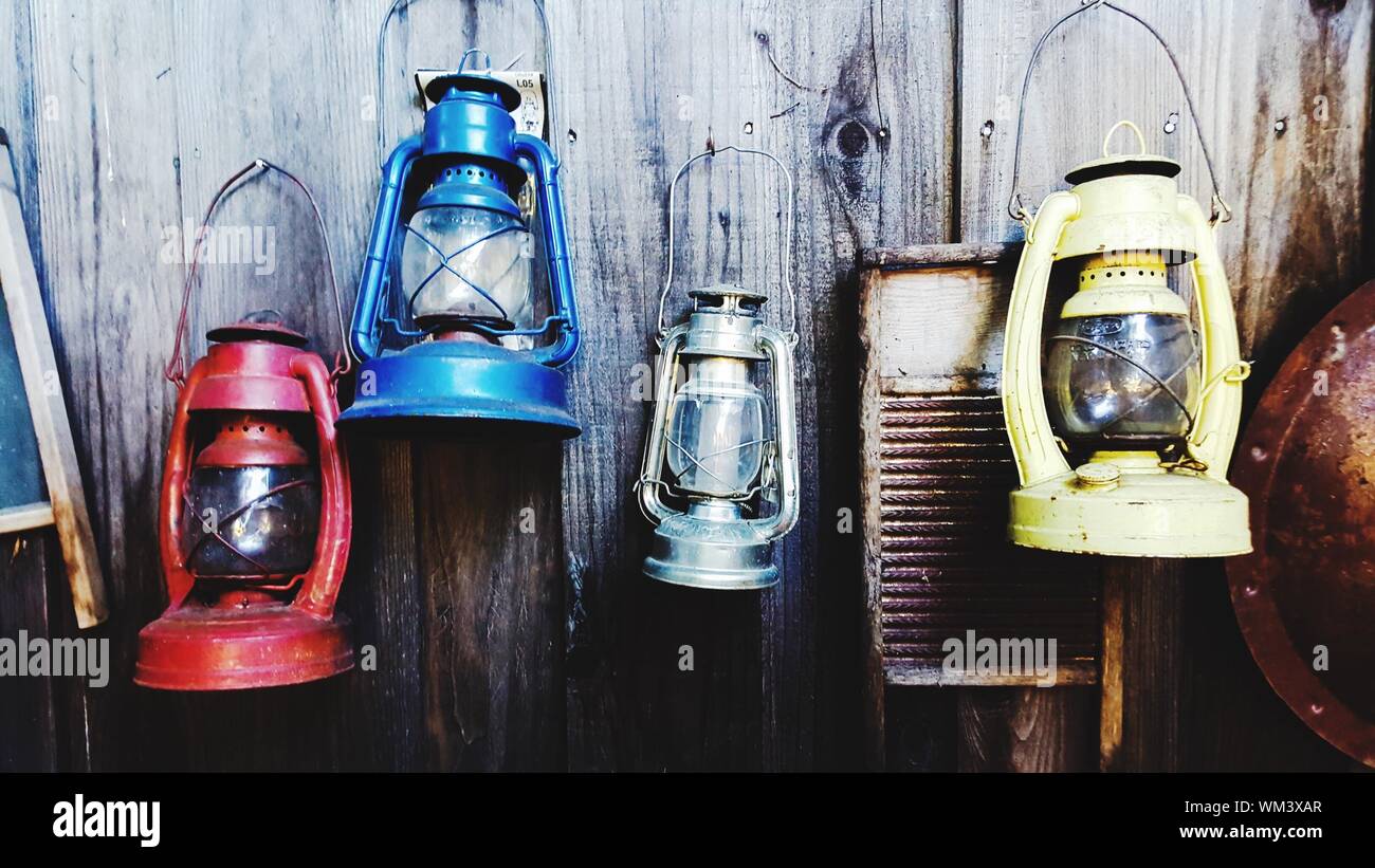 Metal oil lamps hi-res stock photography and images - Alamy