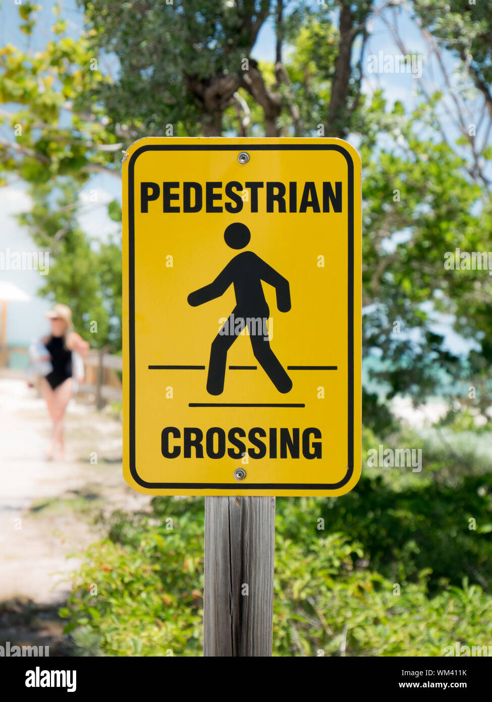 Yellow Pedestrian Crossing Sign Stock Photos & Yellow Pedestrian ...