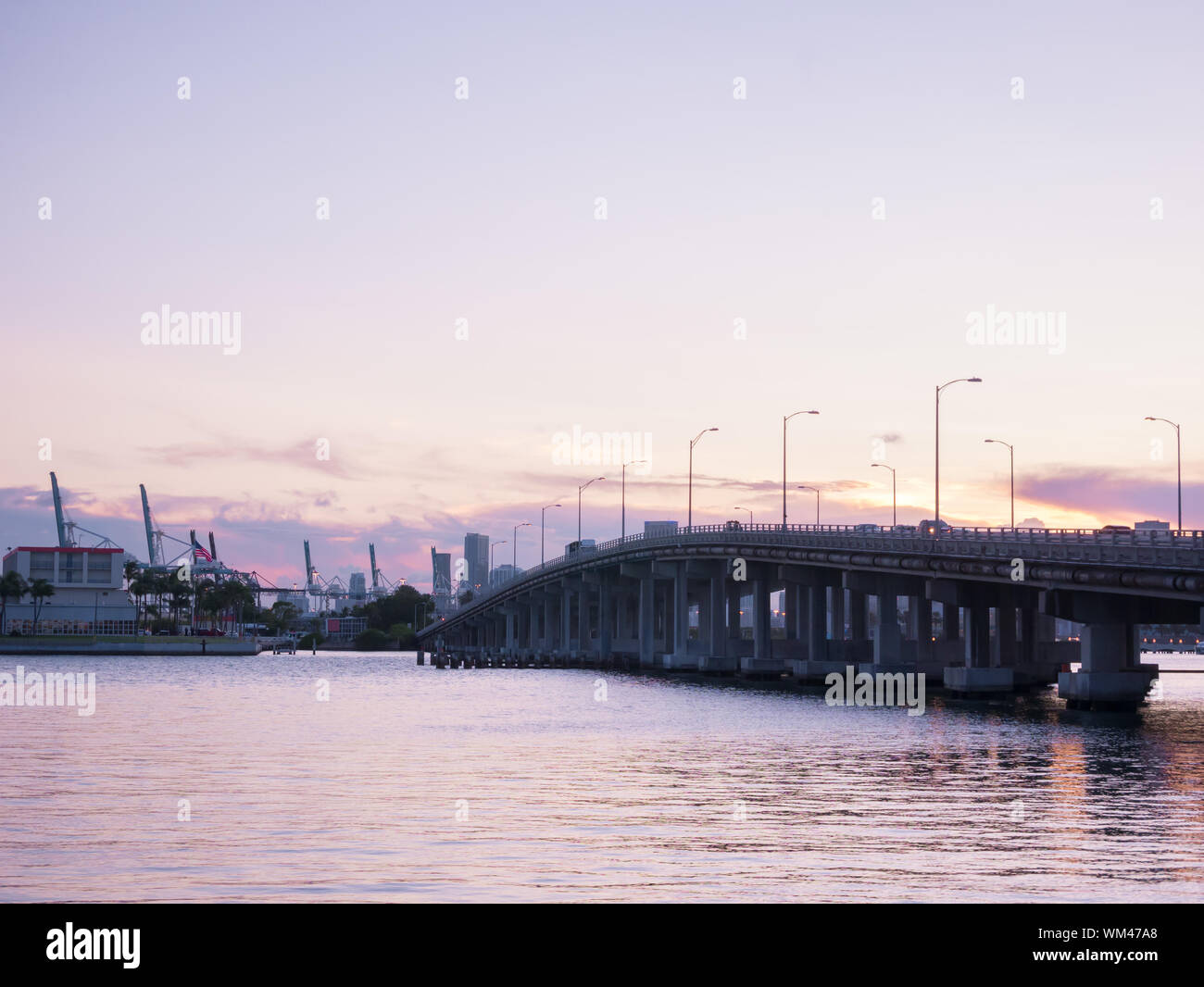 Macarthur Causeway Bridge in South Beach, Biscayne Bay, Miami Stock ...