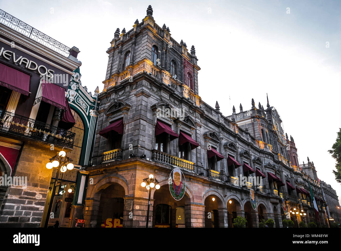 Edificio historico de mexico hi-res stock photography and images - Alamy