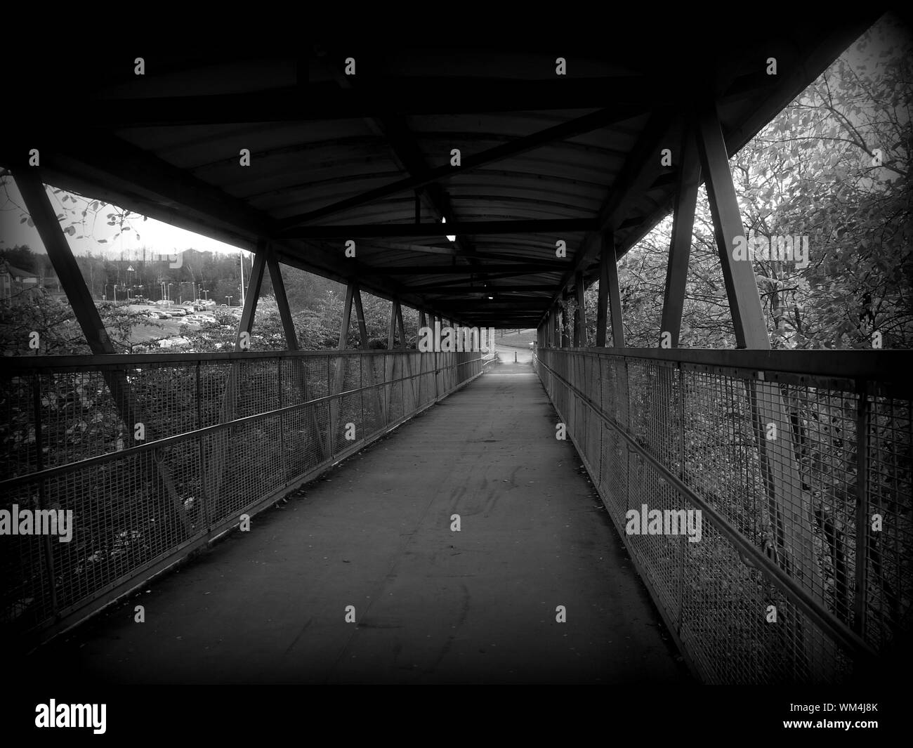 Covered bridge walkway hi-res stock photography and images - Alamy
