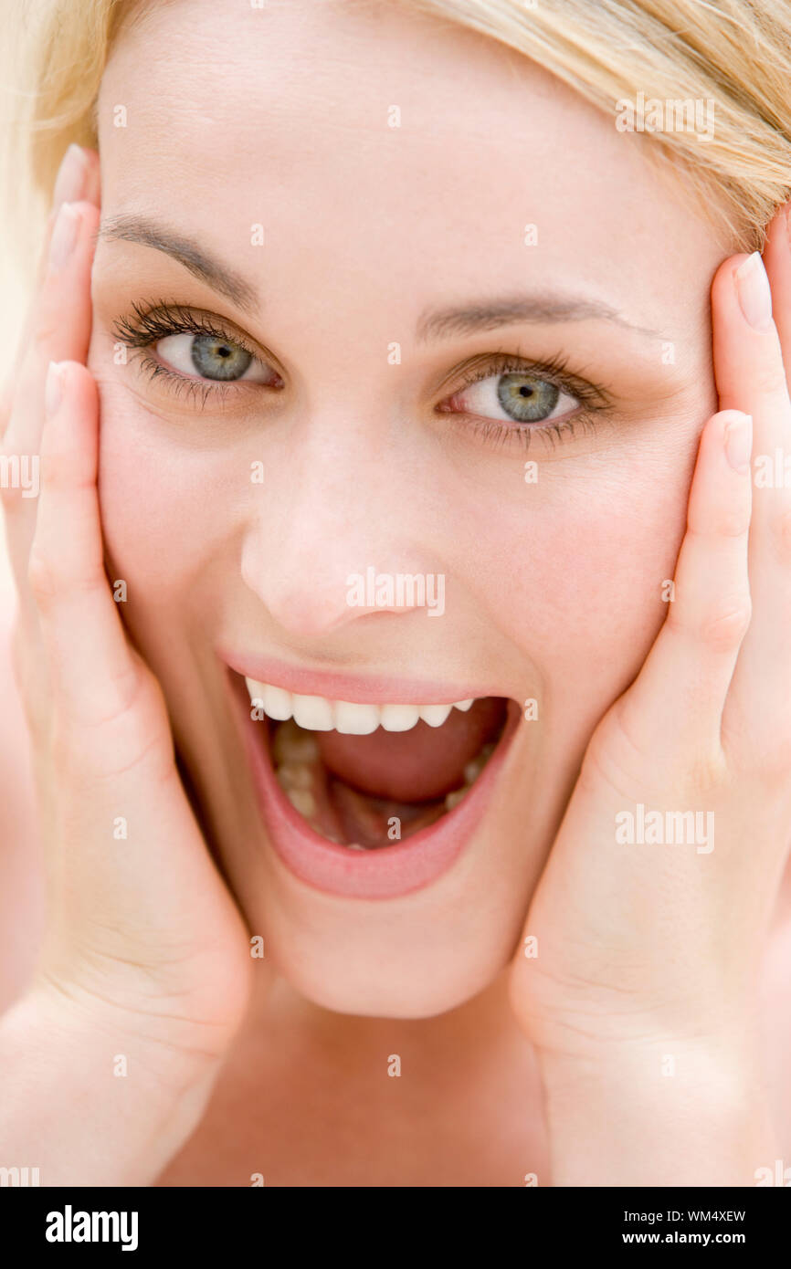 Head shot of woman smiling Stock Photo - Alamy