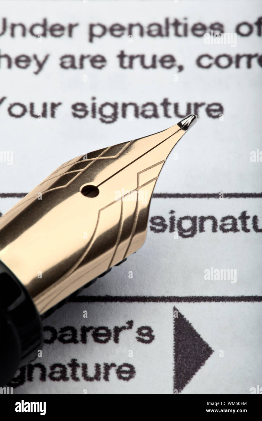 1040 u s individual income tax return form hi-res stock photography and ...